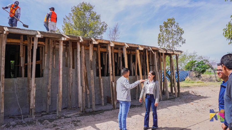 SUPERVISA MIRIAM SOTO TRABAJOS EN DOS NUEVAS AULAS DEL CBTA 147 ...