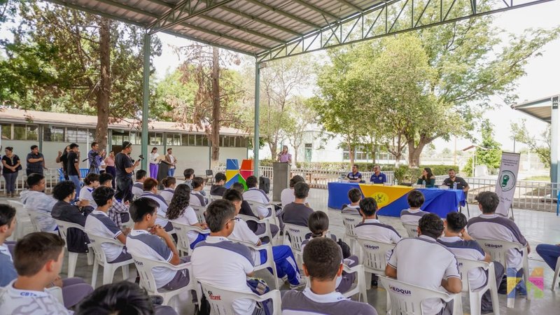 MIRIAM SOTO ENTREGA DOS NUEVAS AULAS AL CBTA 147 DE MEOQUI - ENCORTO NEWS