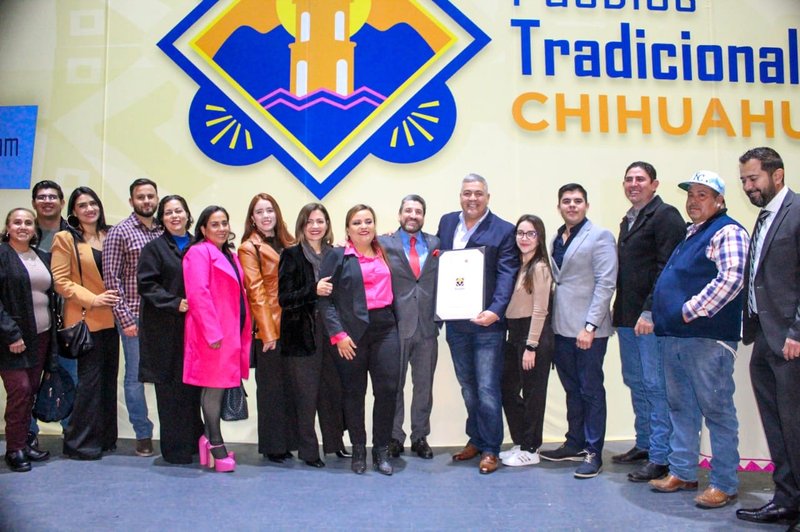 RECIBE MARCIAL MÁRQUEZ NOMBRAMIENTO OFICIAL DE ROSALES COMO PUEBLO ...